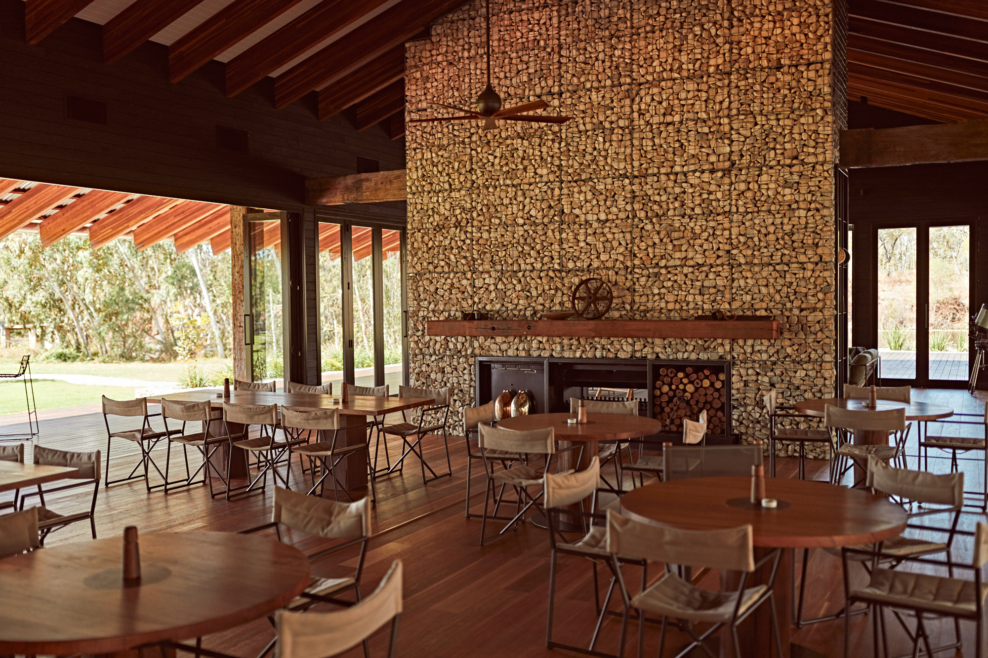 mount mulligan lodge: - Dubois